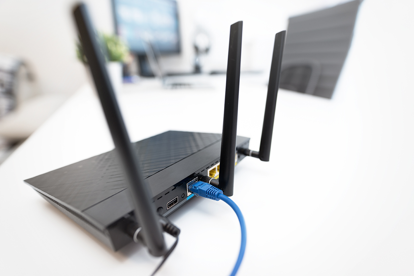 Fixed Wireless Access (FWA) - Hyperion Partners